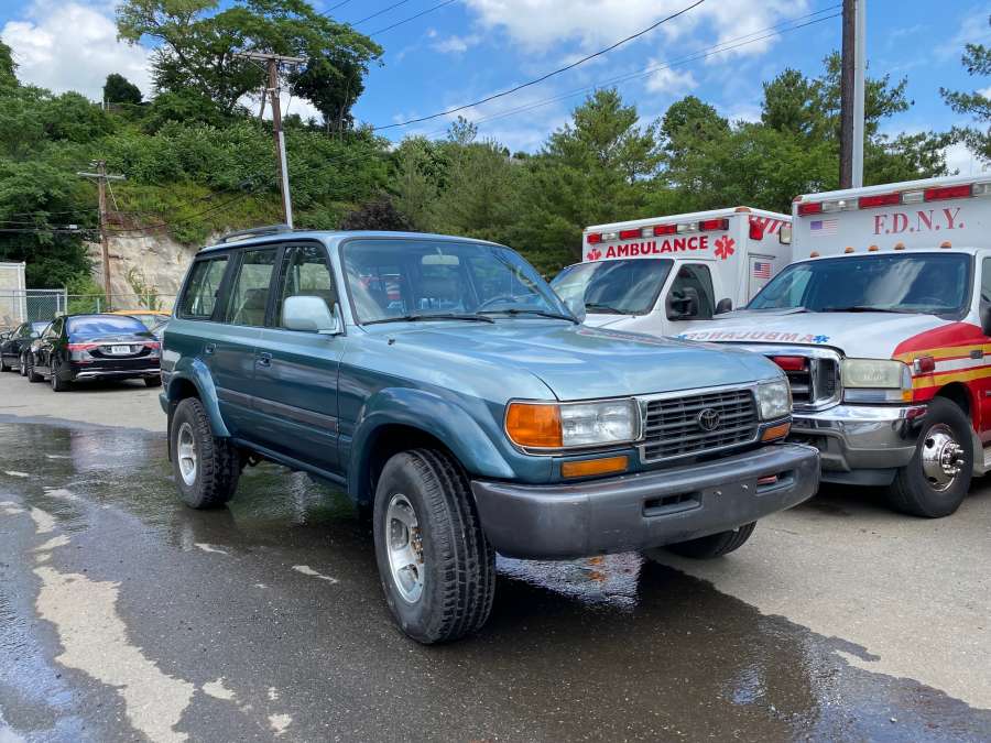 Rent or Buy a 1997 Toyota Land Cruiser for Movies & TV | Movie Time Cars