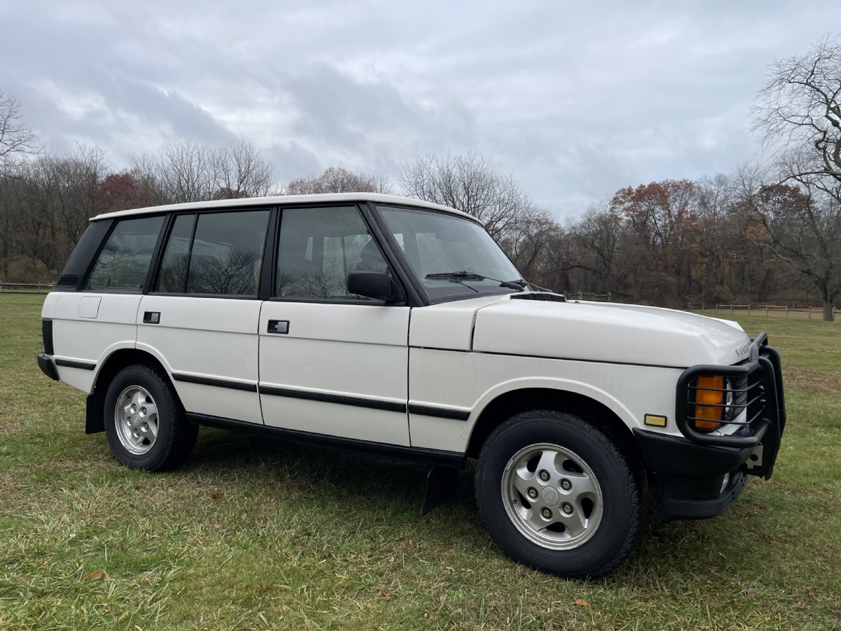 Rent or Buy a 1995 Land Rover Range Rover for Movies & TV | Movie Time Cars