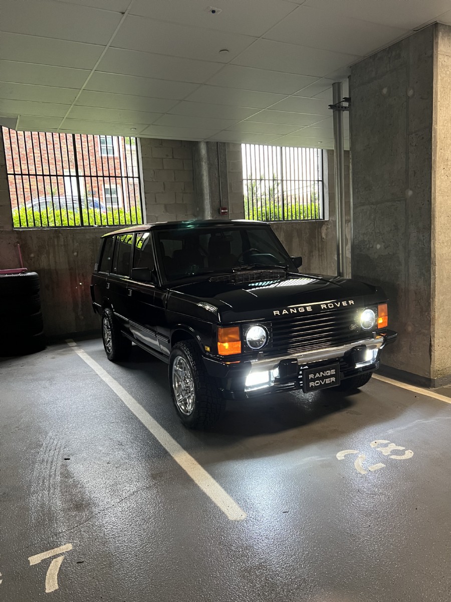 Rent or Buy a 1995 Land Rover Range Rover for Movies & TV | Movie Time Cars